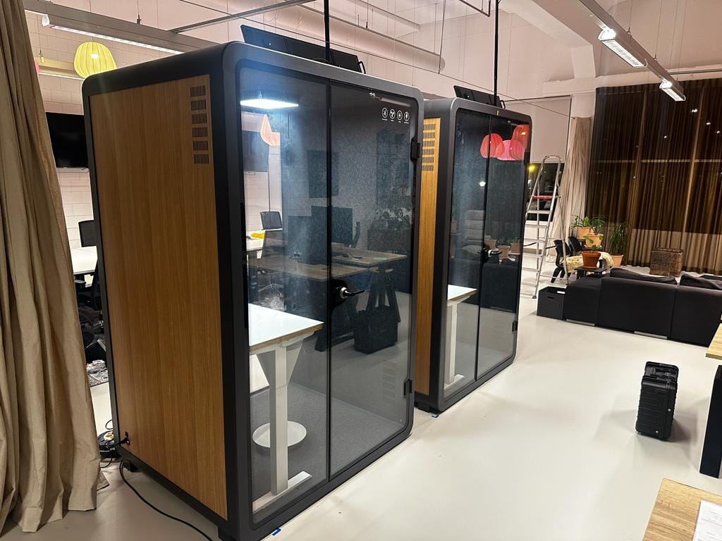 Open Office Oasis: Why Privacy Pods and Booths Are the Perfect Solution